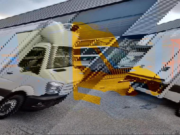 Mercedes-Benz Sprinter 516 CDI koelkoffer Carrier Pulsor 400 MT ST 380V ...